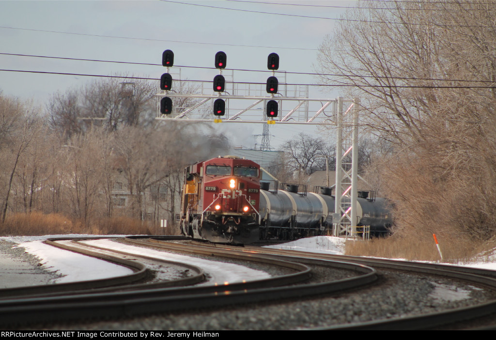 CP 8779 & UP 5553 (2)